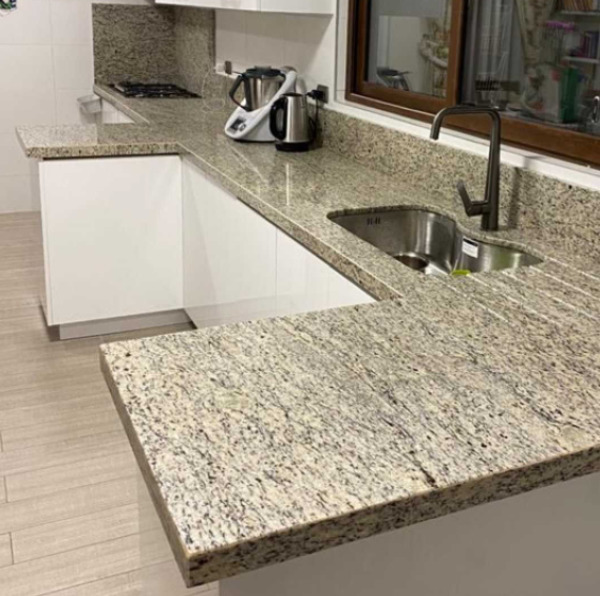 Foto: Cocina de Granito Ornamental de Brunomarmol #629433 - Habitissimo