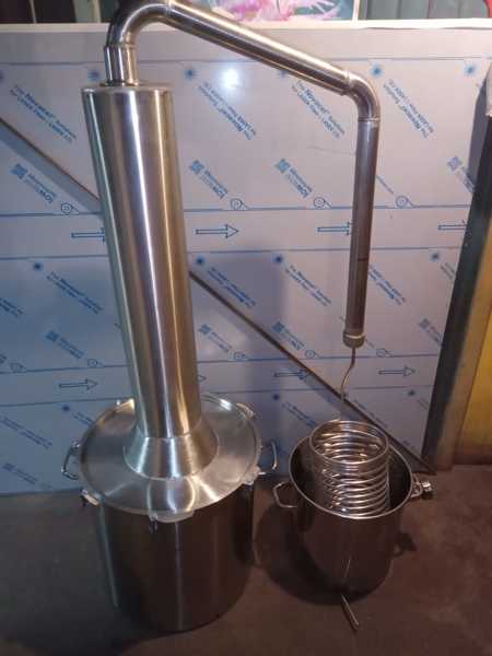 Foto: Destiladora en Acero Inoxidable de Cristalmetaljmcca Spa #503093 ...