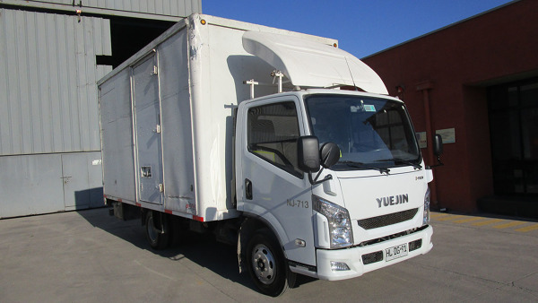Foto: Camion para 4.000 Kilos 25 M3 de Transportes Salvatierra #288229 ...