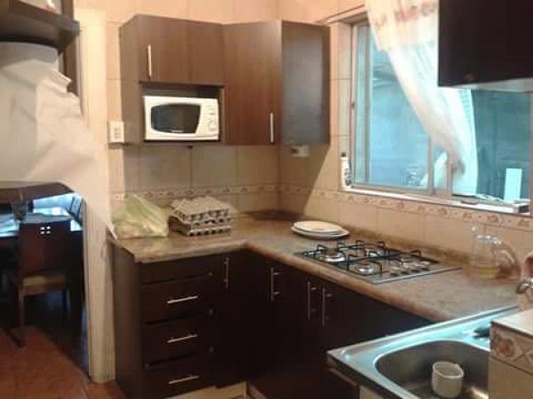 Foto: Cocina Basica Coigue Chocolate Cubierta Imperio de Centro De ...