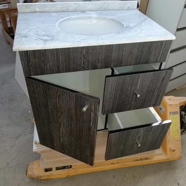 Foto: Vanitorio de Esteban Caro #659056 - Habitissimo