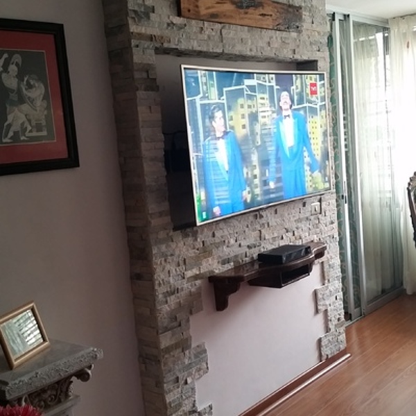 Foto: Mural Totem de Tv de Cooldesign #468118 - Habitissimo