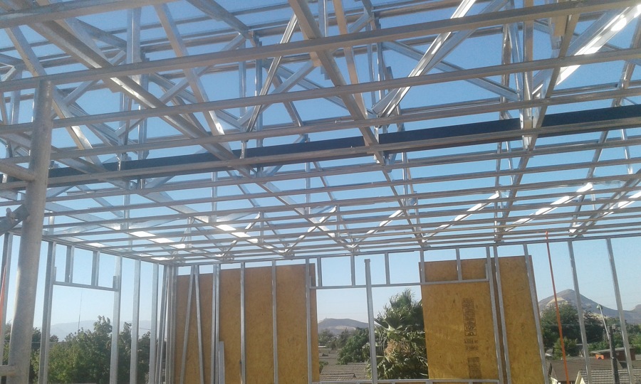 Foto: Armado y Colocacion de Metalcon en Muros y Techumbre de C&r ...