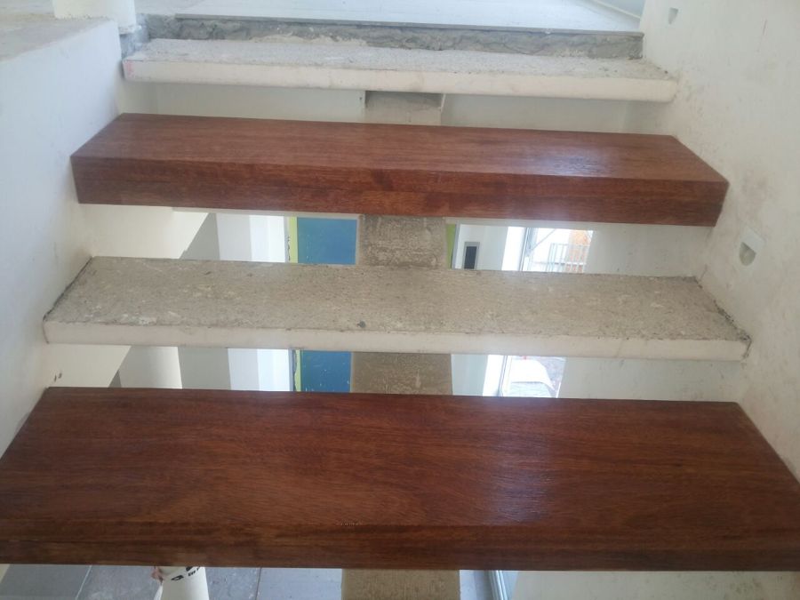 Foto: Grada en Cedro Mara de Andrea Chavez #83519 - Habitissimo