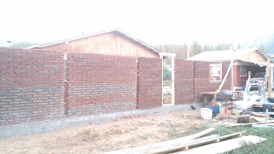 Foto: Parte de Atrás de la Vivienda de Constructora Hm Ltda #173010 ...