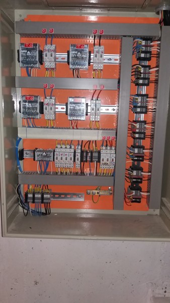 Foto: Conexionado de Tablero Control Luces de Proyectos Electricos ...