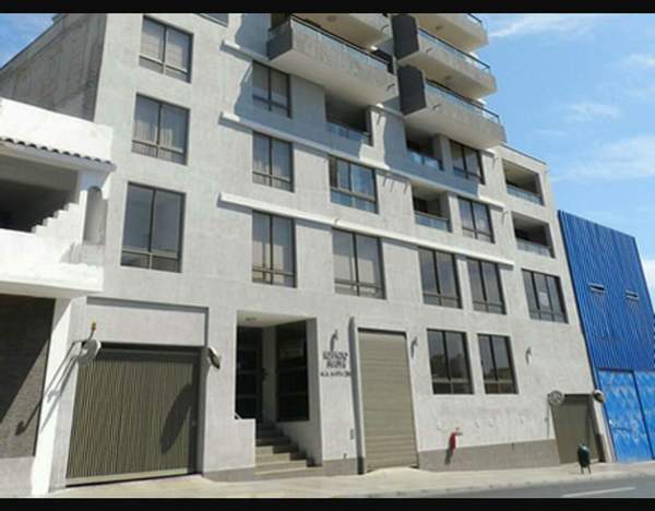 Foto: Edificio Matta de Aluminios Gf #225791 - Habitissimo