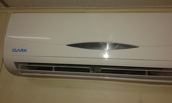 Foto: Equipo Split de Instalacion Y Mantencion De Equipos De Aire ...