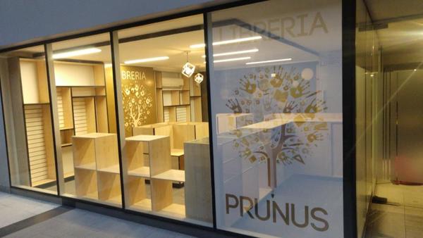 Foto: Foto Exterior Librería de T/A Arquitectos #396030 - Habitissimo