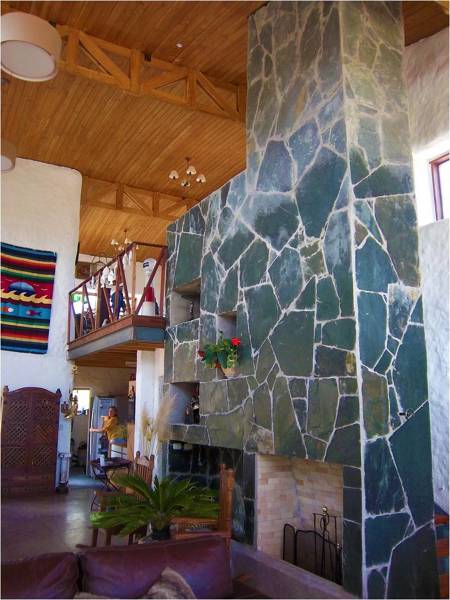 Foto: Living-Casa Pirque de Broughton Asociados Limitada #134070 ...