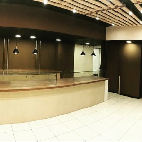 Foto: Moak Cafe República de Mobiliario Y Construcciones Valron Spa ...