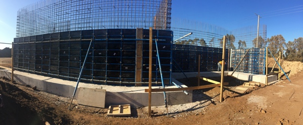 Foto: Moldaje Metálico Muro 1° Etapa de Lafuente Y Carvajal Spa #93269 ...