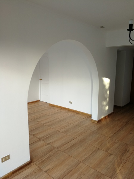 Foto: Pinturas Living Comedor de Ingeniería Y Construcción Vss Spa ...