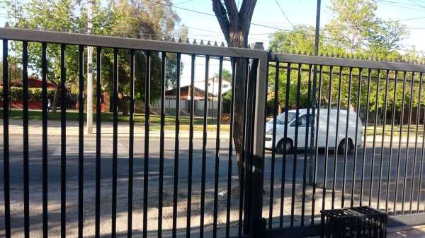 Foto: Porton de Construciones C&r #405383 - Habitissimo