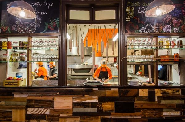 Foto: Remodelación Local de Pizzas de Explora Arquitectura Estudio ...