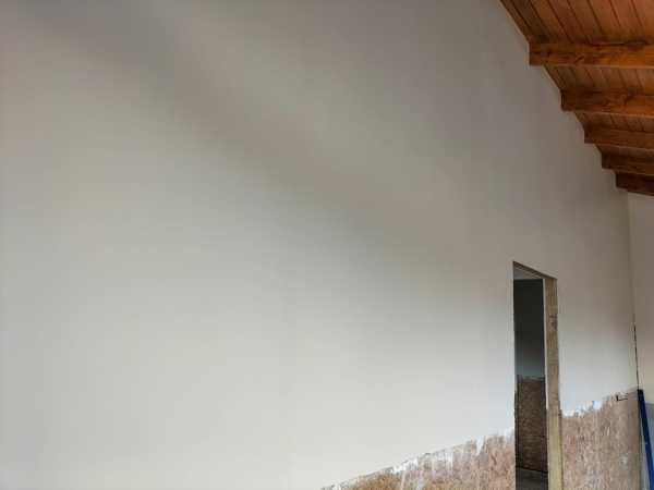 Foto: Revestimiento de Muro con Pintura Esmalte de Painting #651325 ...