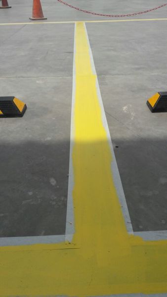 Foto: Secando Pintura Epoxica antes de Retirar Cintas de Limitacion de ...