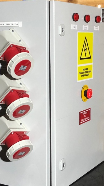 Foto: Tablero Eléctrico Venta Arriendo de Tableros Eléctricos Faena #496298 - Habitissimo